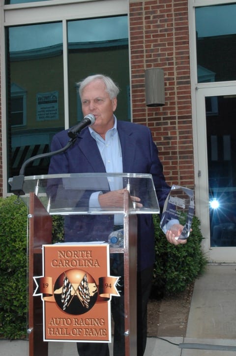 Hendrick Receives Lifetime Achievement Award from NC Drag Racing Hall ...