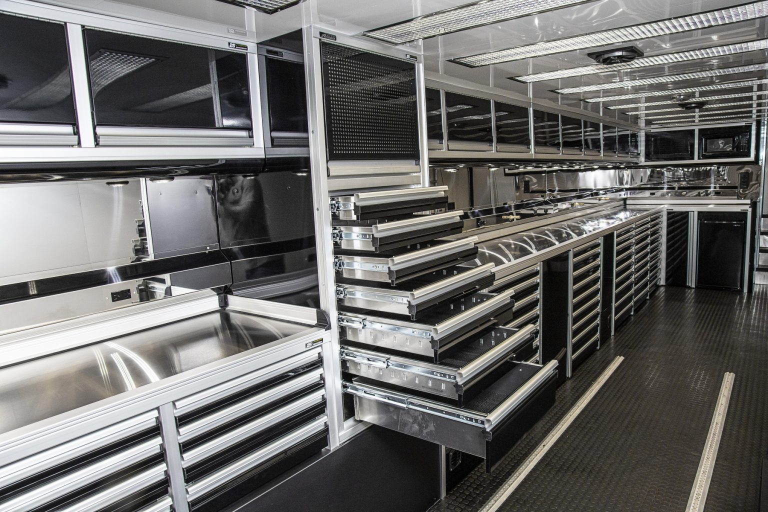 Product Spotlight: CTECH Manufacturing's Race Cabinets - Drag ...