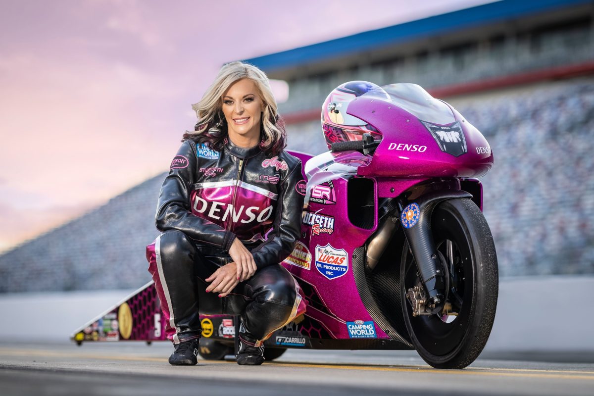 Angie Smith Keeps Evolving and Adapting | Drag Illustrated