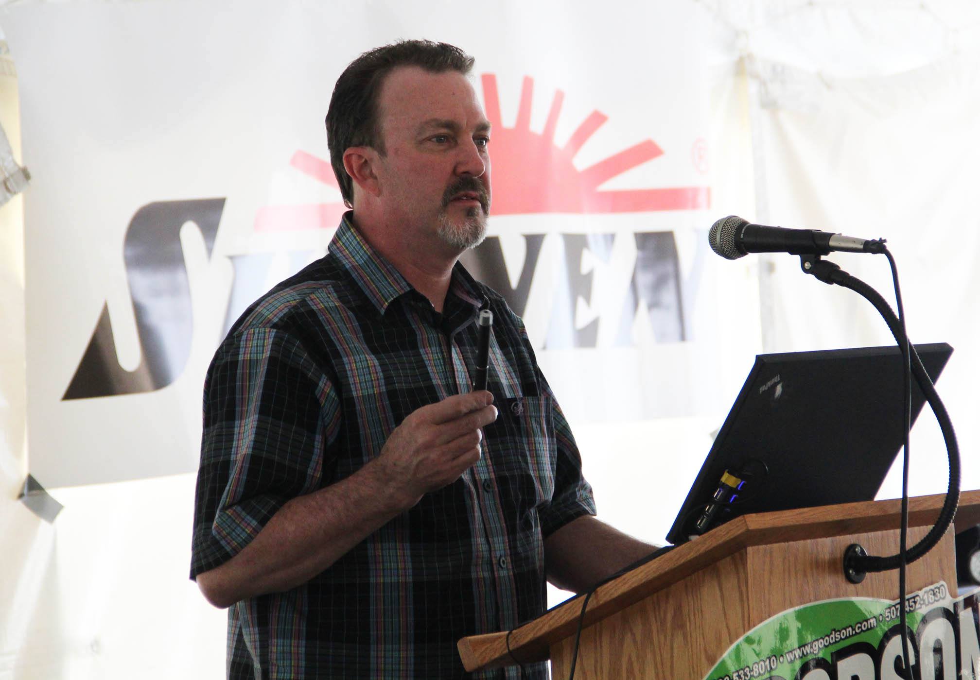 Neff Stuns Comp Eliminator World with 215 MPH Production Gas Ford ...