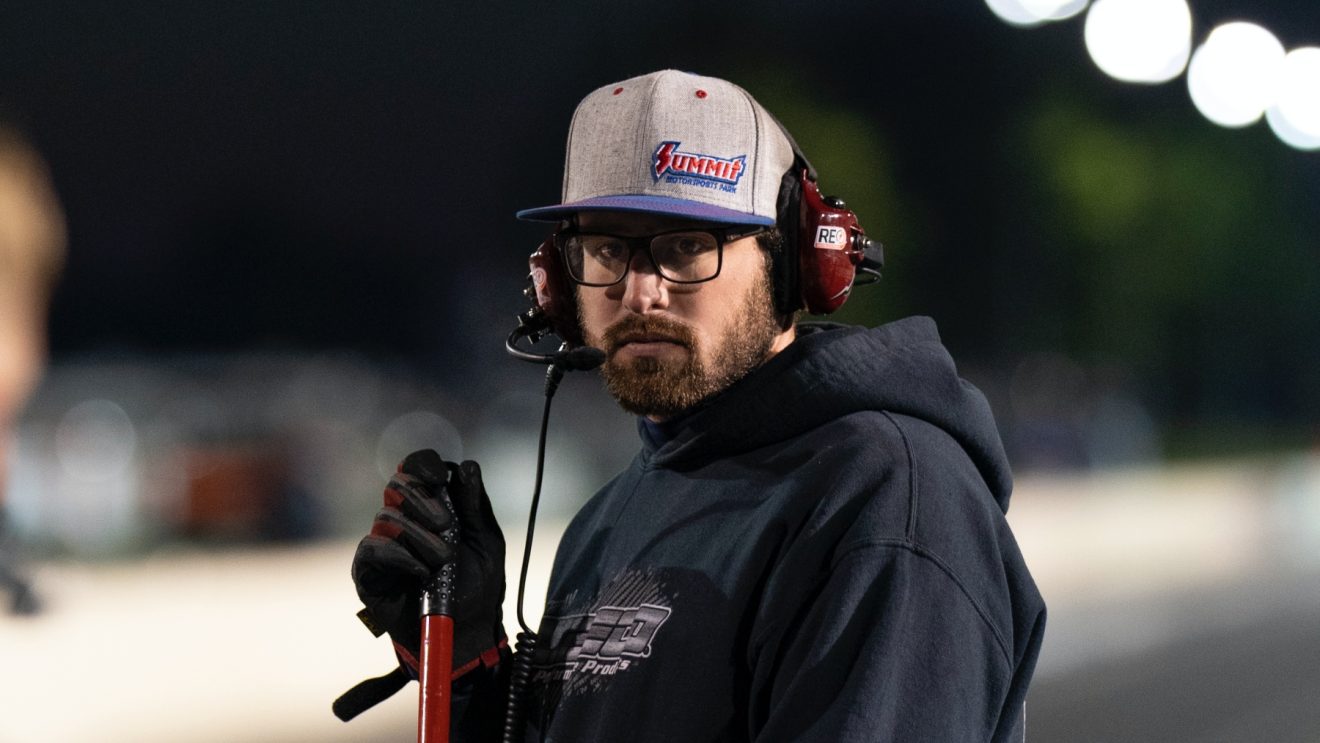 DI 30 Under 30 2022: Evan Bader | Drag Illustrated