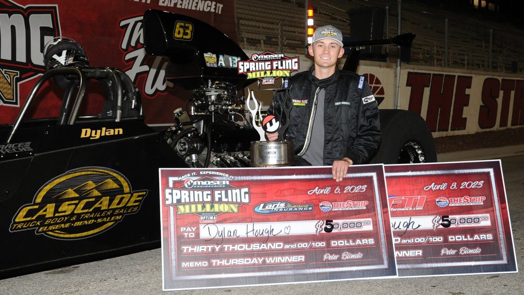 FLO-FAST Fuel Pump Makes Between-Round Fueling Easier - Drag ...