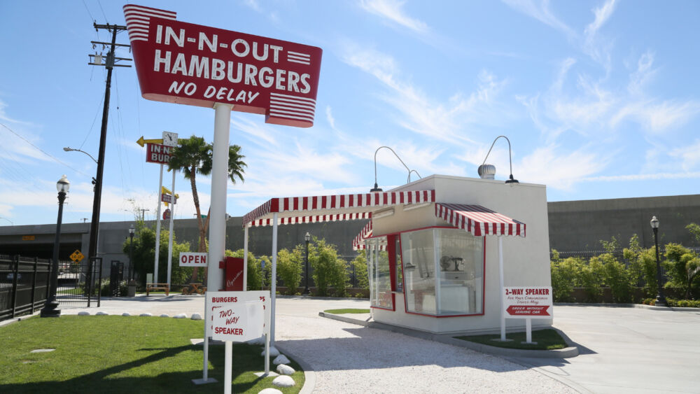 Burnouts and Burgers: Lynsi Snyder-Ellingson Carries on Family Legacy ...