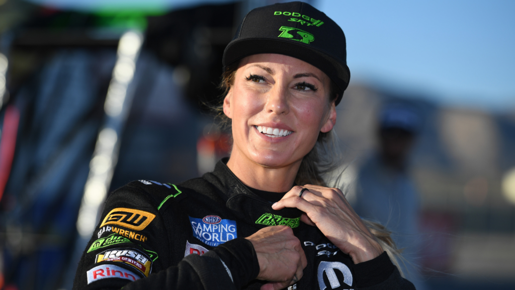 10 Hottest Women Photo Extra | Drag Illustrated | Drag Racing News ...