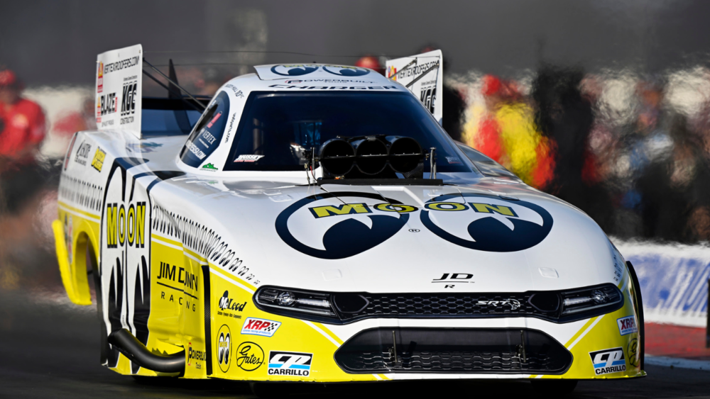 Hull Thrilled to Wow Fans With Mooneyes Funny Car at Winternationals ...