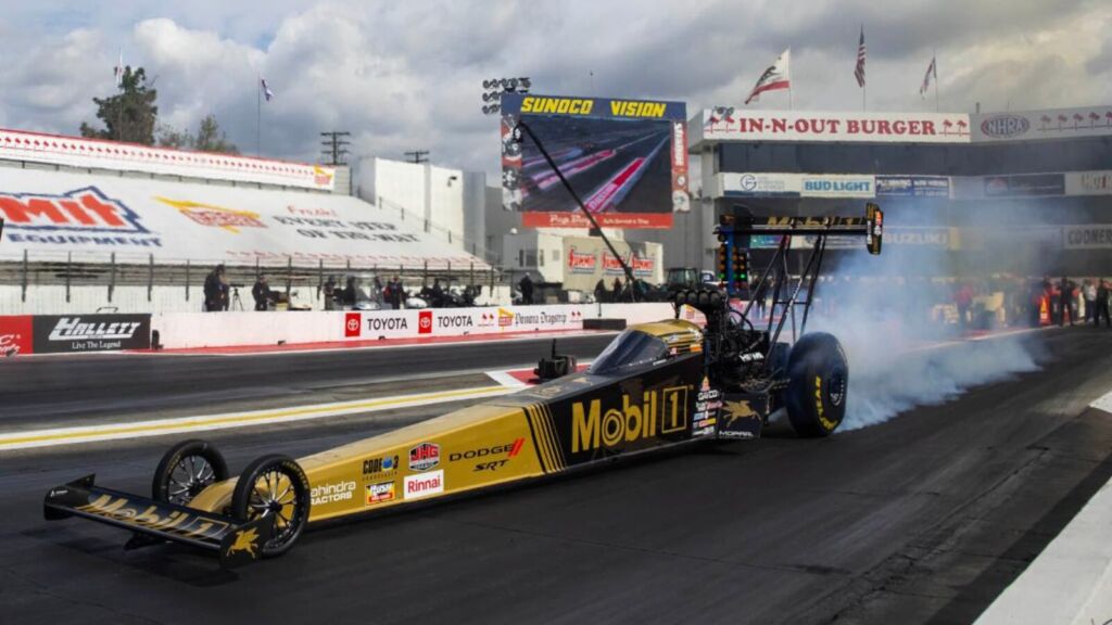 Tony Stewart Makes First-Round Exit at Winternationals | Drag Illustrated