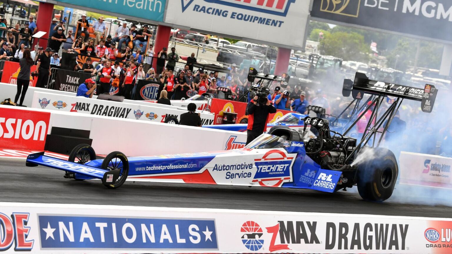 Hart Keeps it Close in Tight Quad at Charlotte | Drag Illustrated