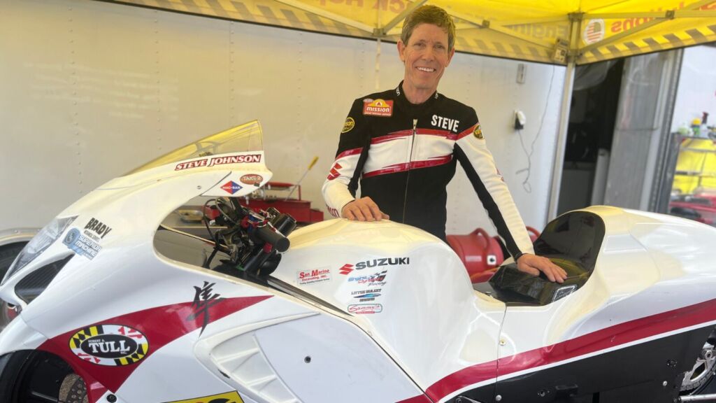 Steve Johnson Racing Rolls Into Chicago | Drag Illustrated