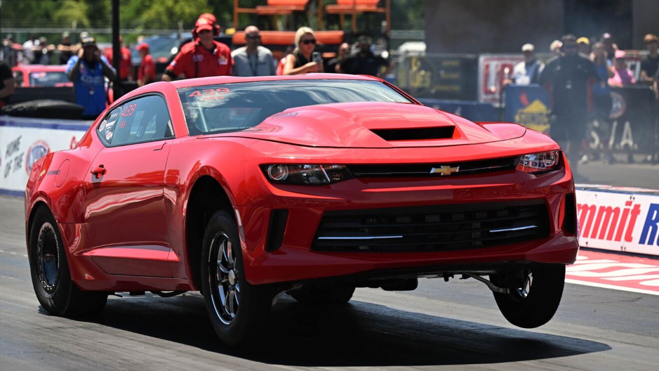 Stephen Bell Nabs Flexjet Factory Stock Showdown No. 1 at Summit Racing ...