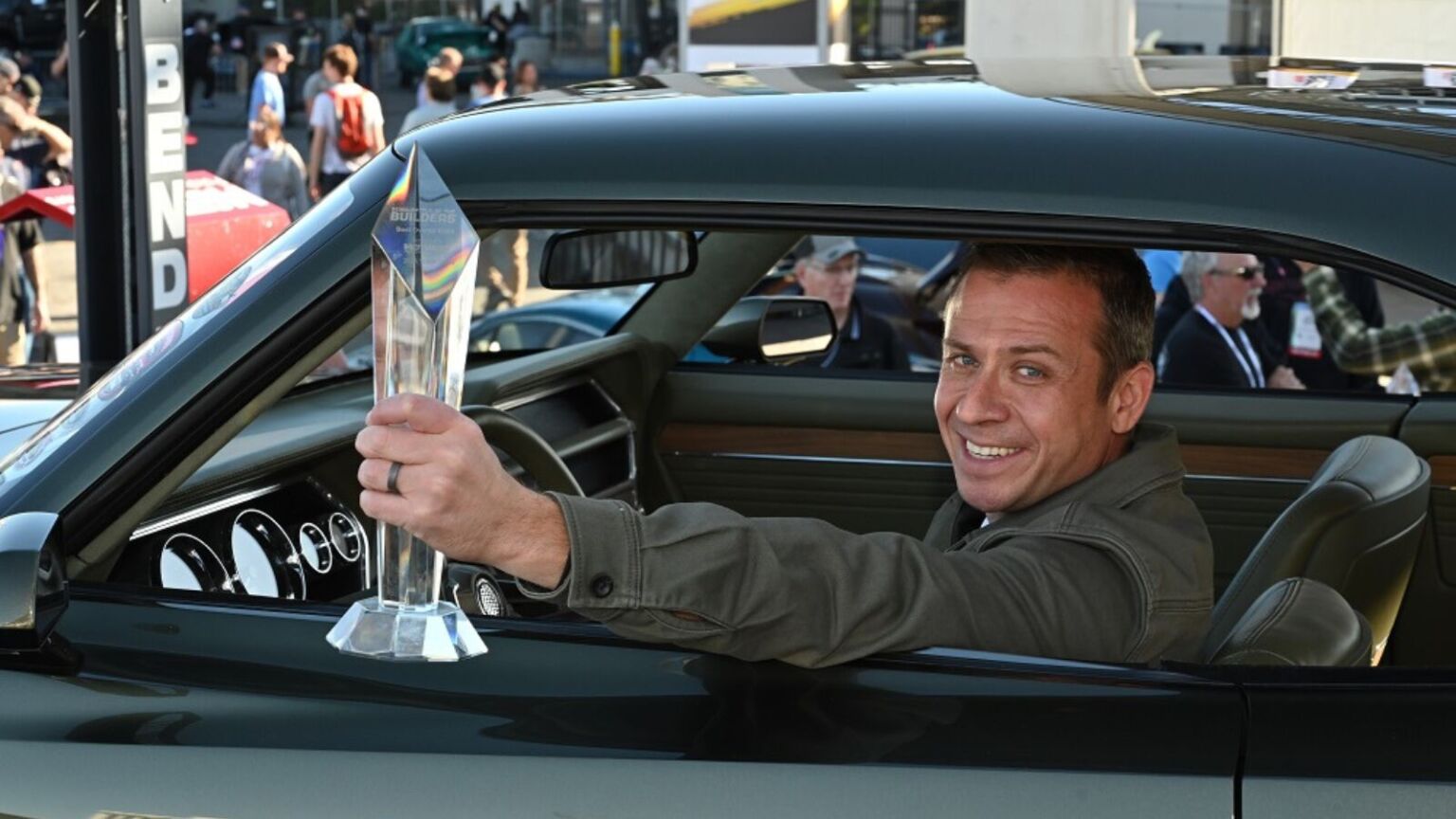 Noah Alexander Crowned Battle of the Builders Champion | Drag Illustrated