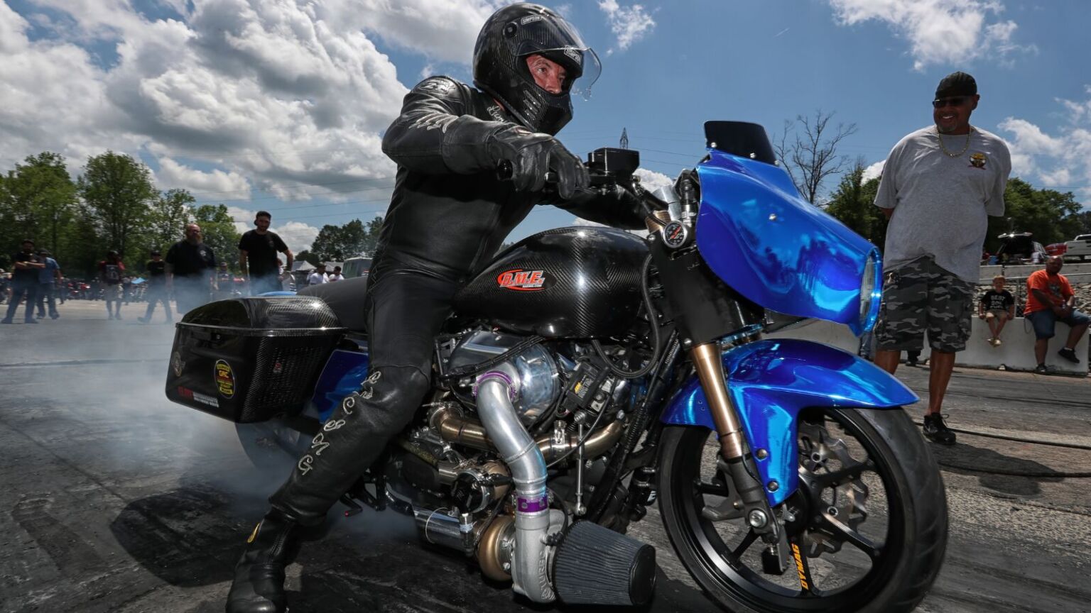 ‘Burnout Bruce’ Hat Trick Rules Cash Days 3 | Drag Illustrated