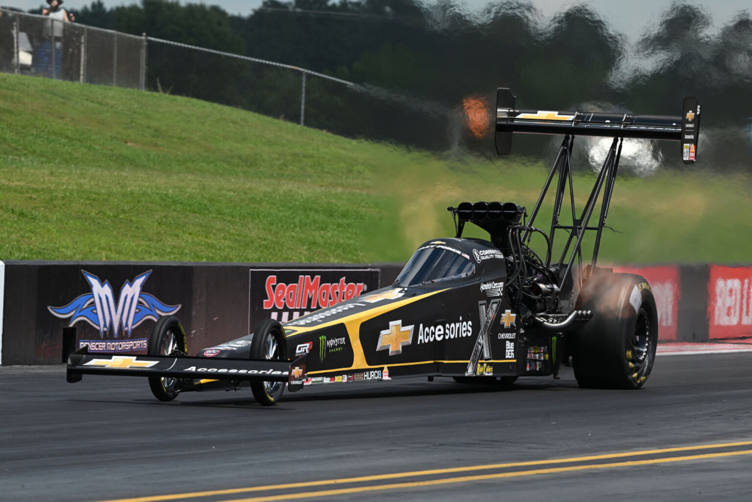 Brittany Force, Jack Beckman Take Top Qualifying Honors at Virginia ...
