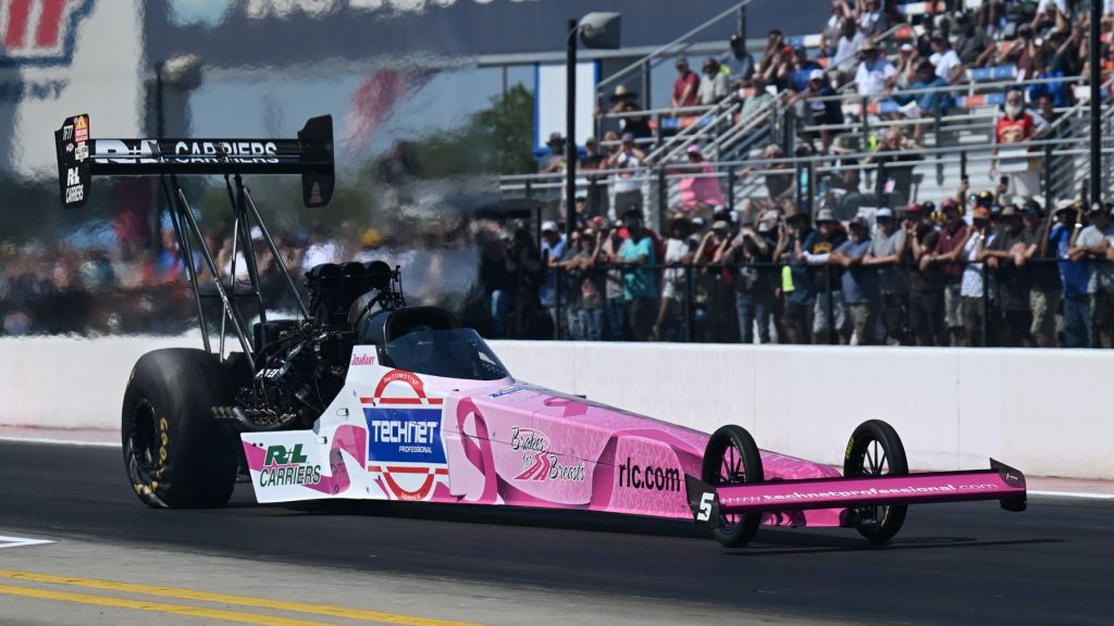 Photo Gallery | Drag Illustrated